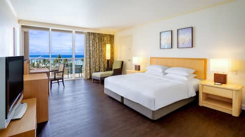 Luxury Guam Hotel in Tumon | Hyatt Regency Guam