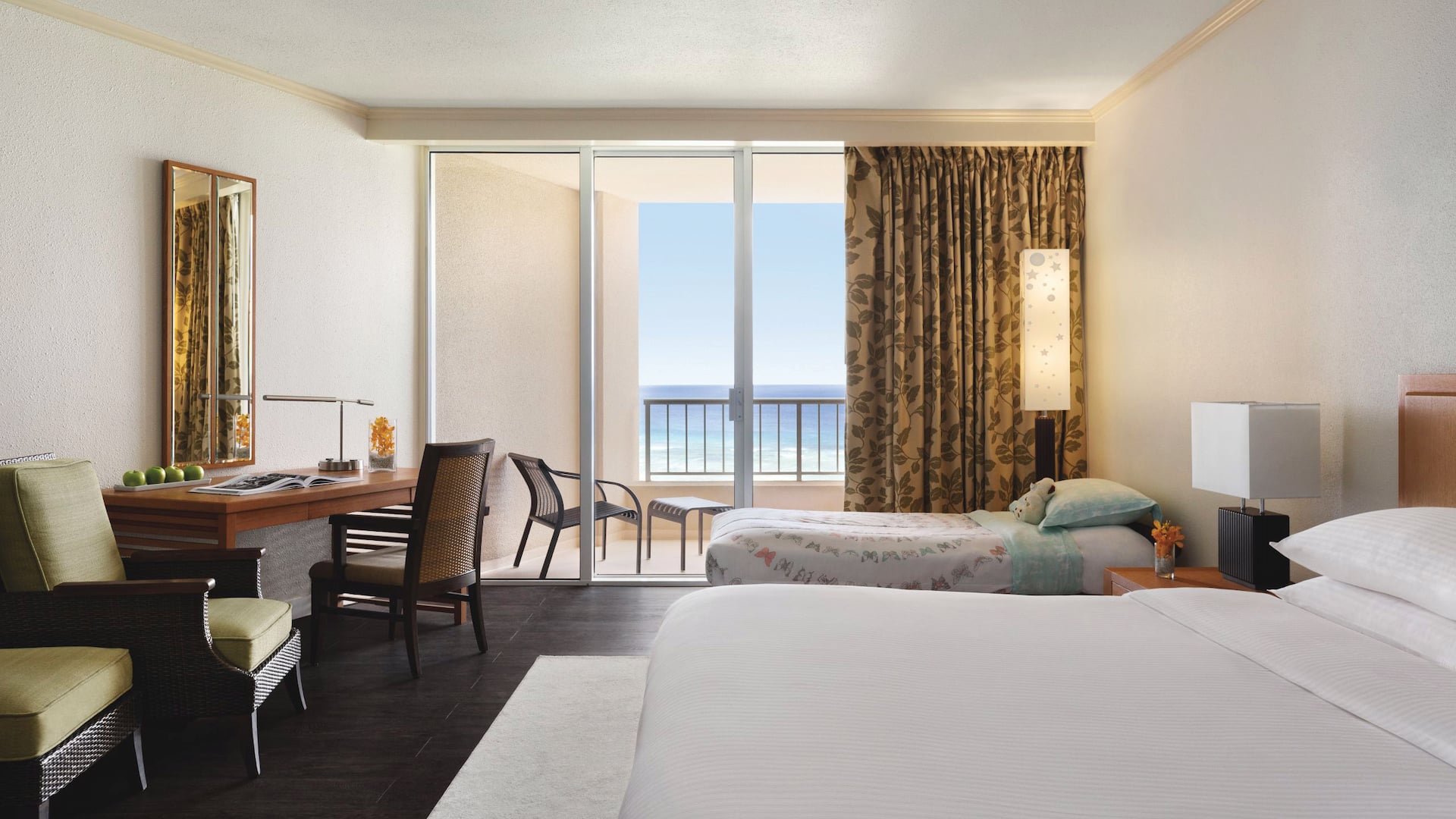 Hotel Photos | Hyatt Regency Guam