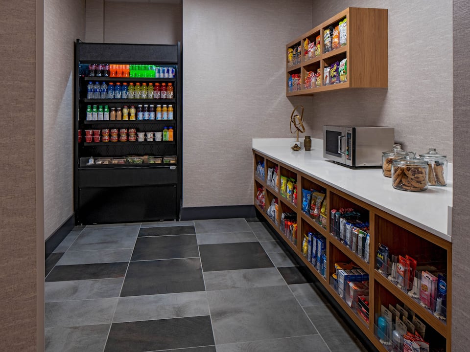 Stay Near Lucas Oil Stadium- Hyatt House Indianapolis