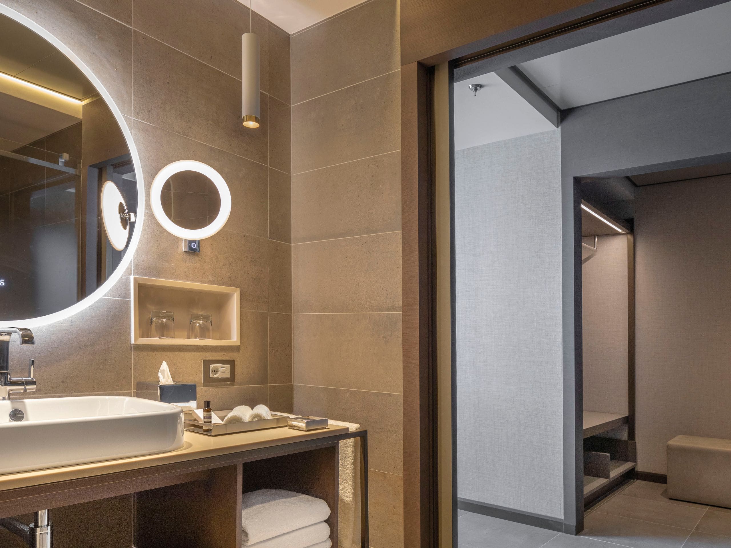 Hotel Rooms Near Houari Boumediene Airport | Hyatt Regency Algiers Airport