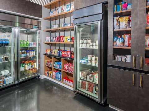 Extended Stay Hotel in Addison TX | Hyatt House Dallas / Addison