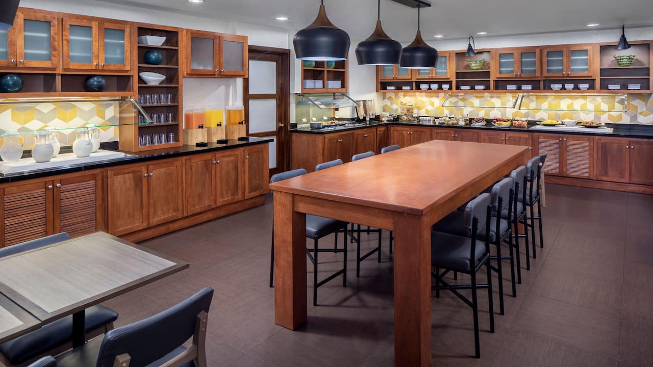 Hotel Photos | Hyatt Place Atlanta Airport-North