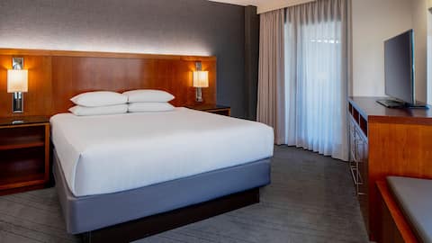 Crystal City Hotel Photos | Hyatt Regency Crystal City at Reagan ...