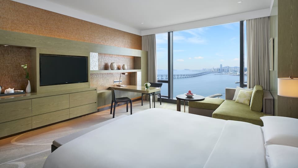 Dalian Hotel Accommodations | Rooms - Grand Hyatt