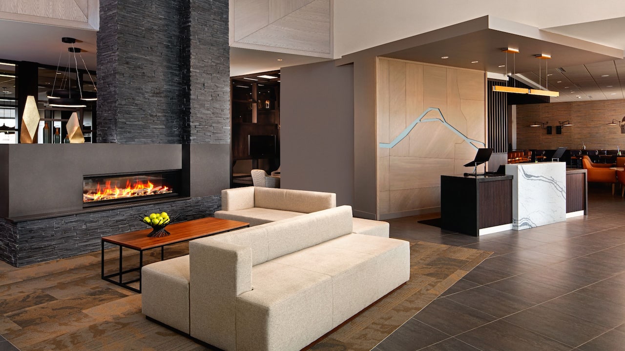 Contemporary Hotel Near Calgary Airport | Hyatt Place Calgary Airport