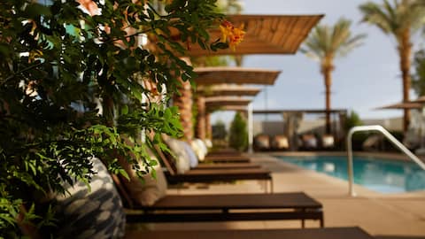 Las Vegas Hotels in Silverton | Hyatt Place Las Vegas At Silverton Village