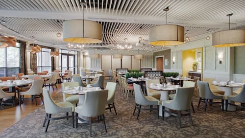 Chapel Hill Hotel Near Southpoint | Rizzo Center