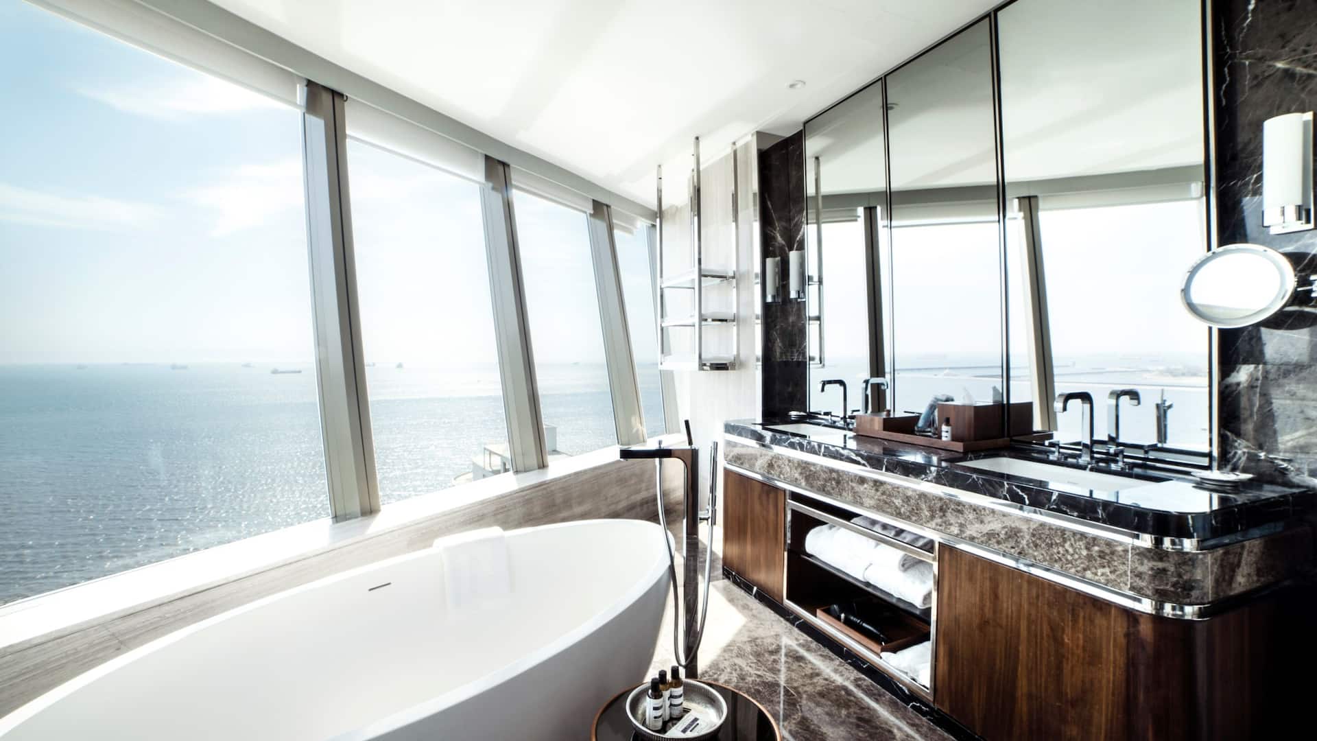 Luxury Hotel Close to Istanbul Airport | Hyatt Regency Istanbul Atakoy