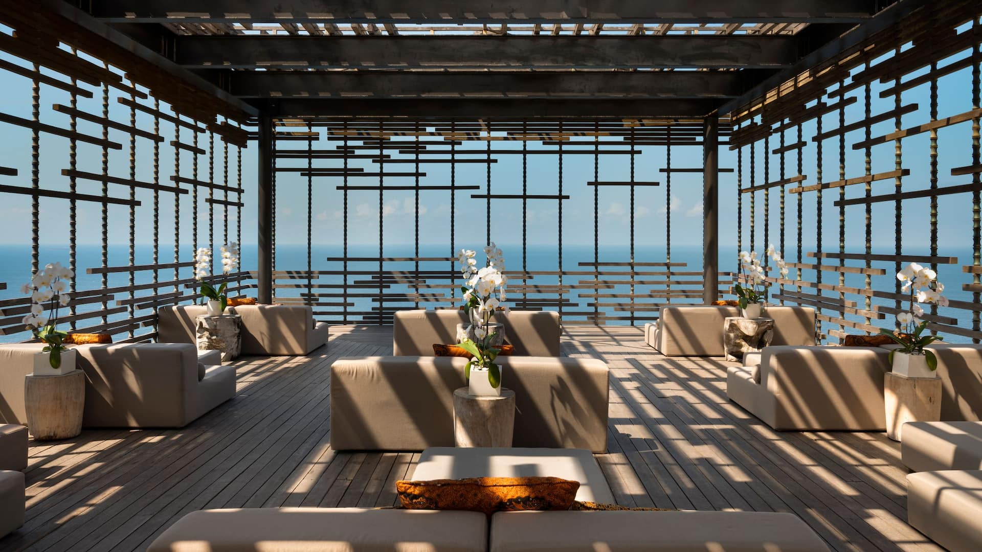Luxury Cliff Hotel Bali Uluwatu Indonesia | Alila Villas Uluwatu | Hyatt