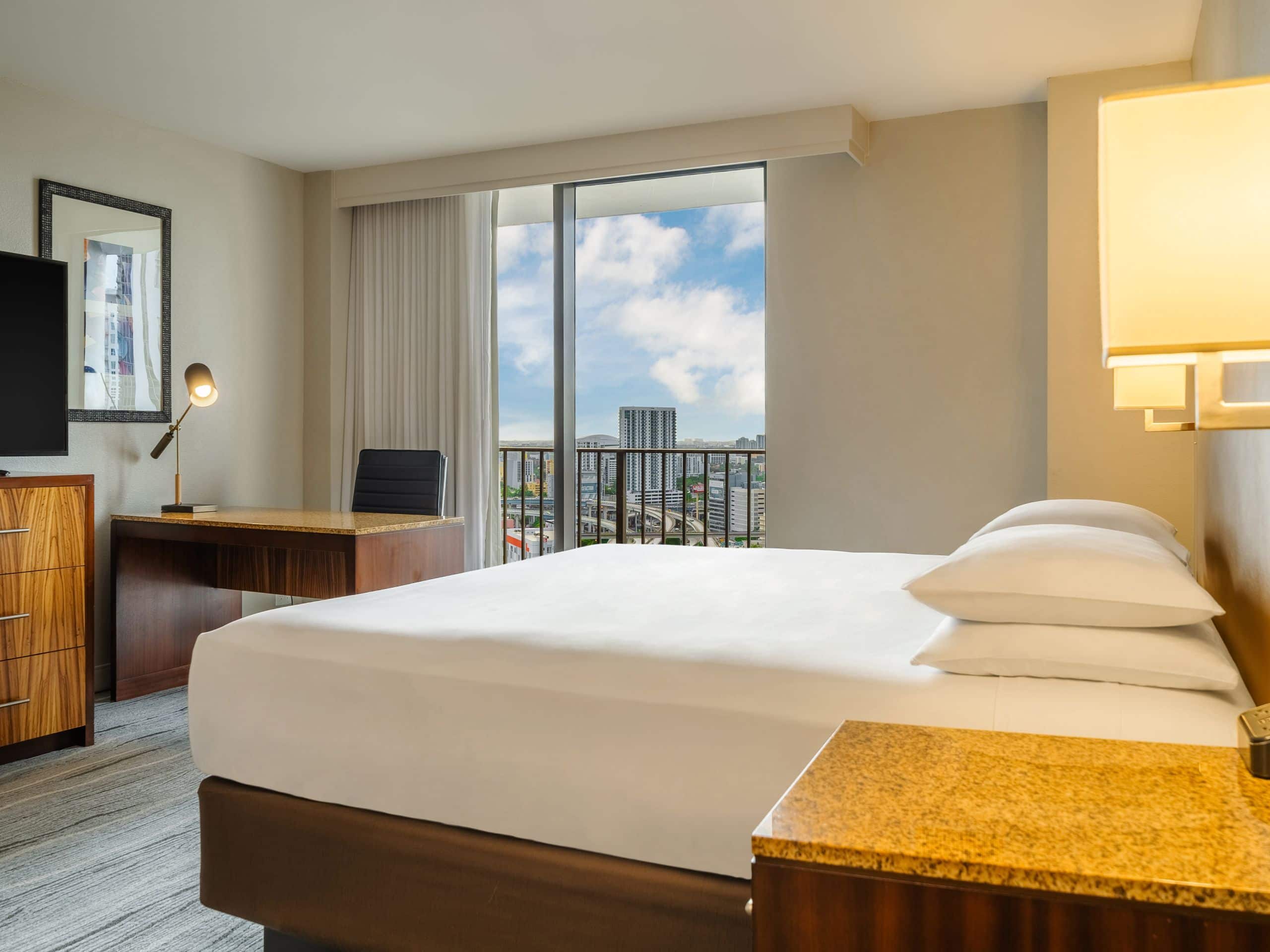 Habitaciones y suites de hotel en Downtown Miami | Hyatt Regency Miami