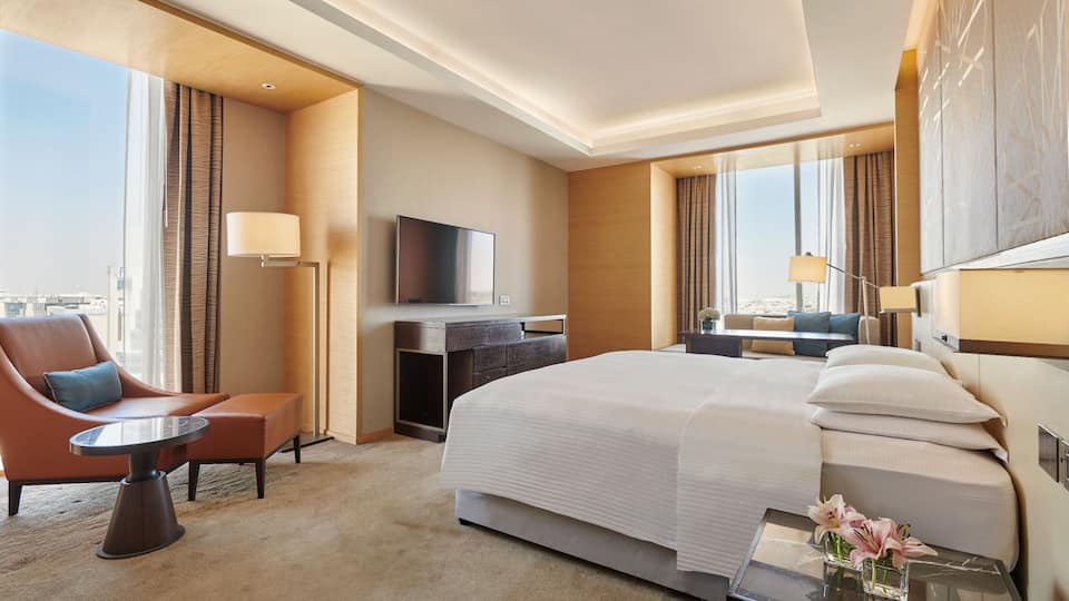 Riyadh Luxury Hotel Rooms & Suites | Hyatt Regency Riyadh Olaya