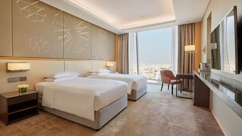 Riyadh Luxury Hotel Rooms & Suites | Hyatt Regency Riyadh Olaya