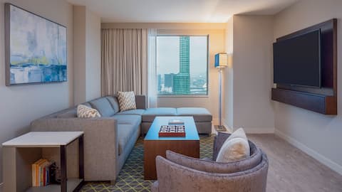 Hotel Photos | Hyatt Regency Portland