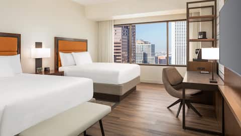 Downtown Convention Center Hotel | Hyatt Regency Phoenix