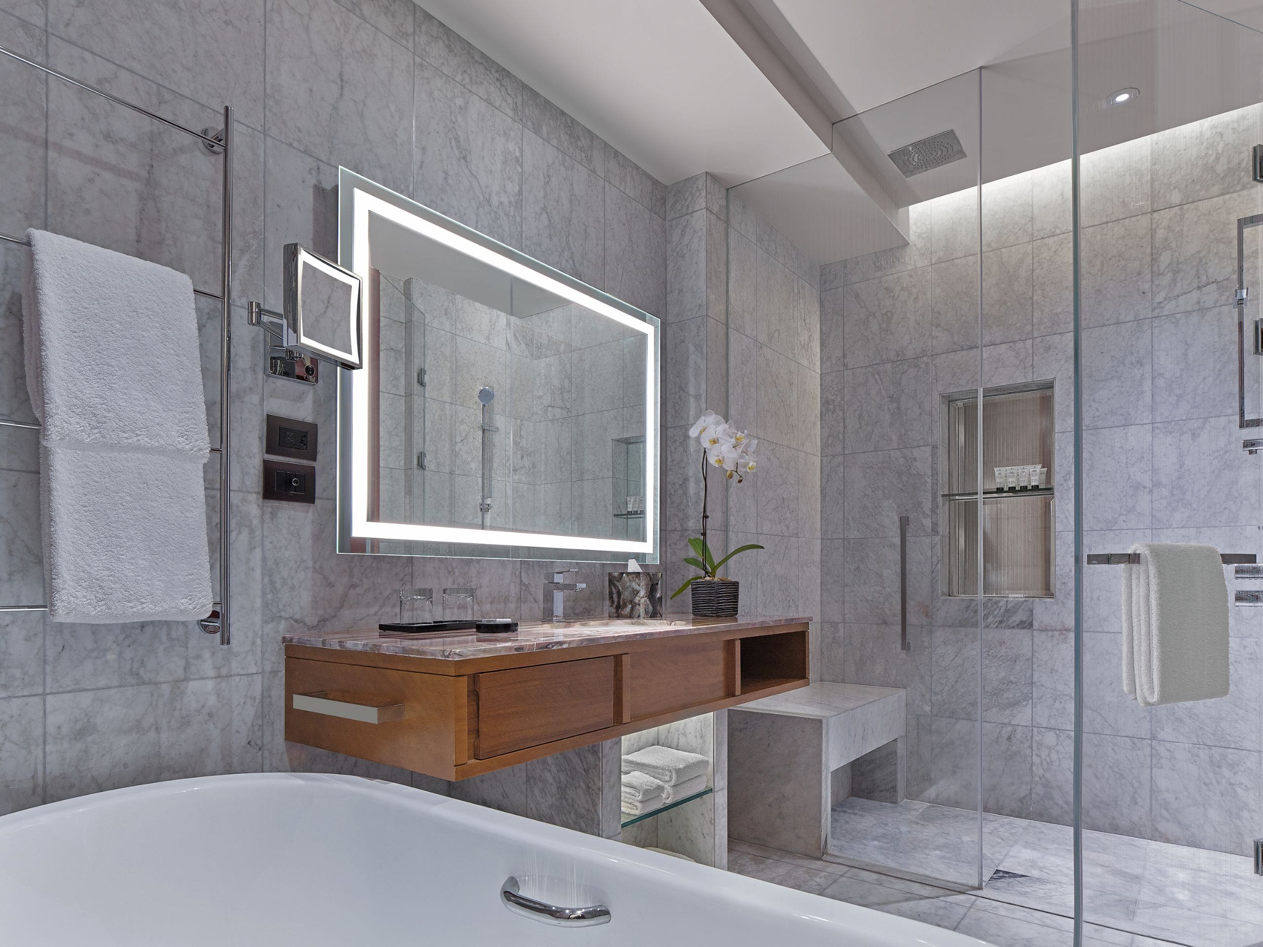 Best Place to Stay in Manila | Grand Hyatt Manila