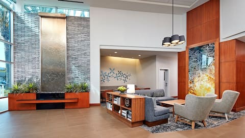 Hotel Photos | Hyatt Place Los Angeles/LAX/El Segundo