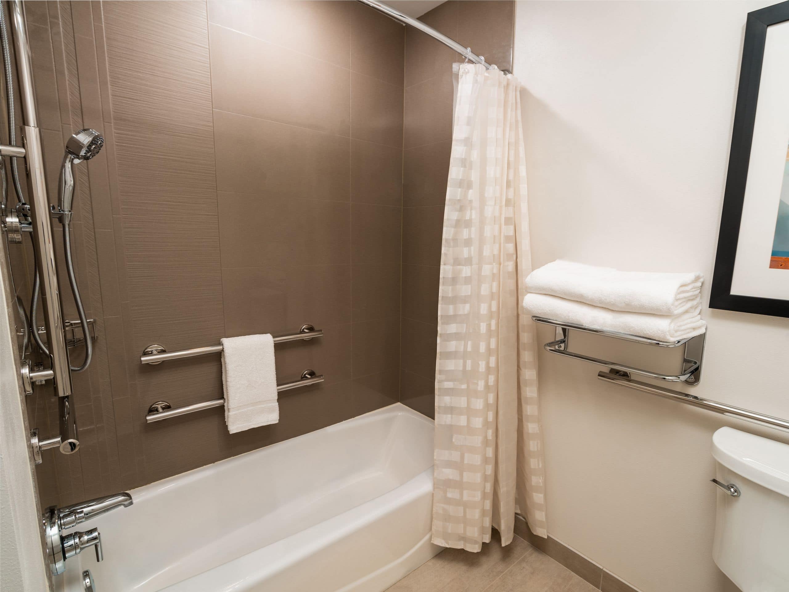 Spacious Rooms near CoolSprings Galleria | Hyatt House Nashville ...