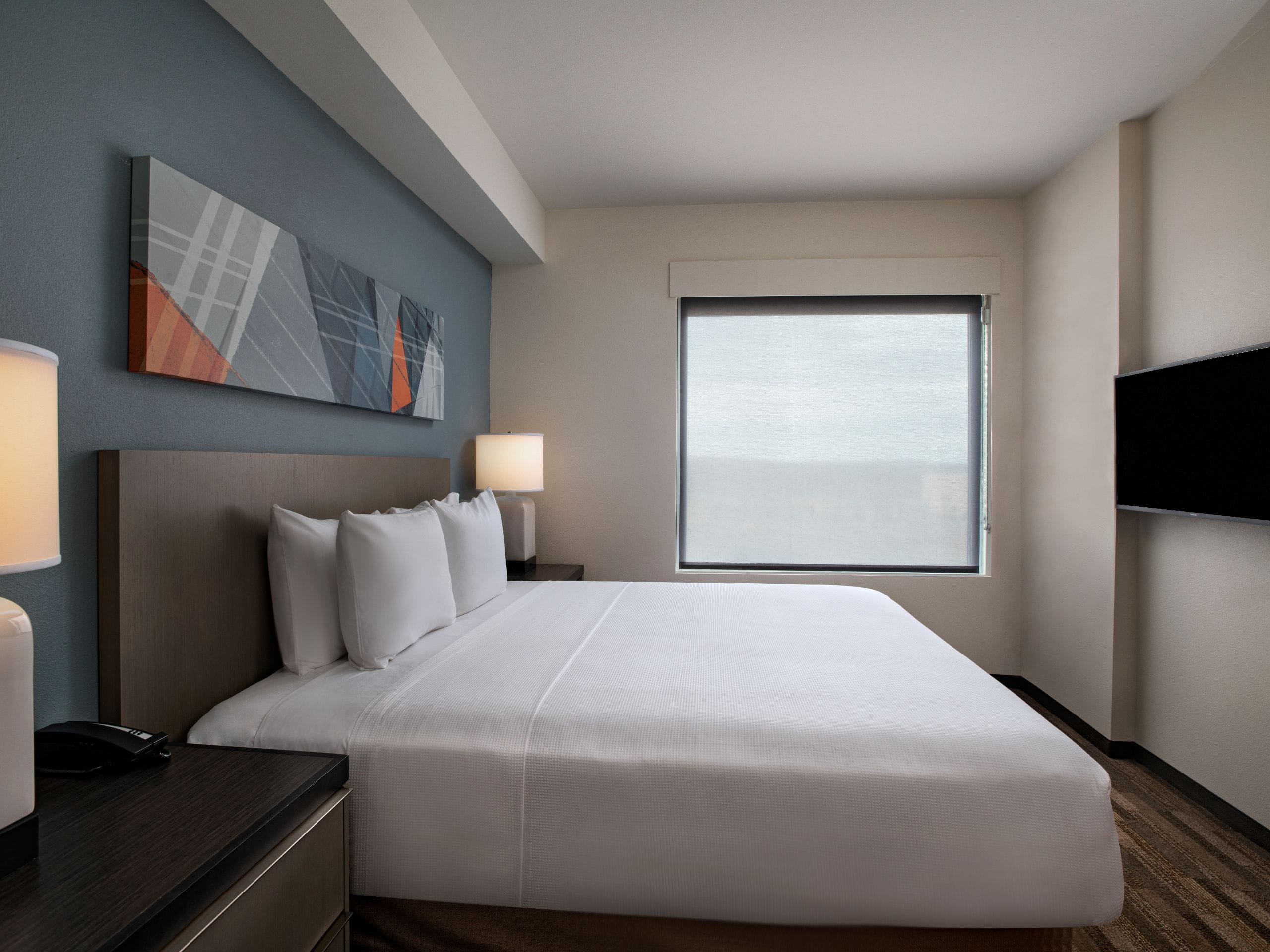 Extended-Stay Rooms near Sitting Bull Falls | Hyatt House Carlsbad