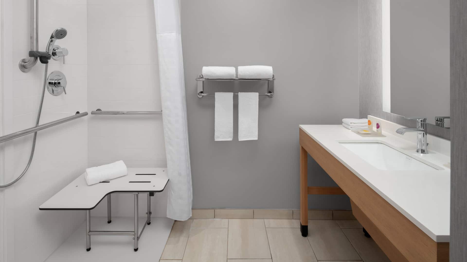 Hotel Near State Farm Insurance in Dunwoody, GA | Hyatt Place Atlanta ...