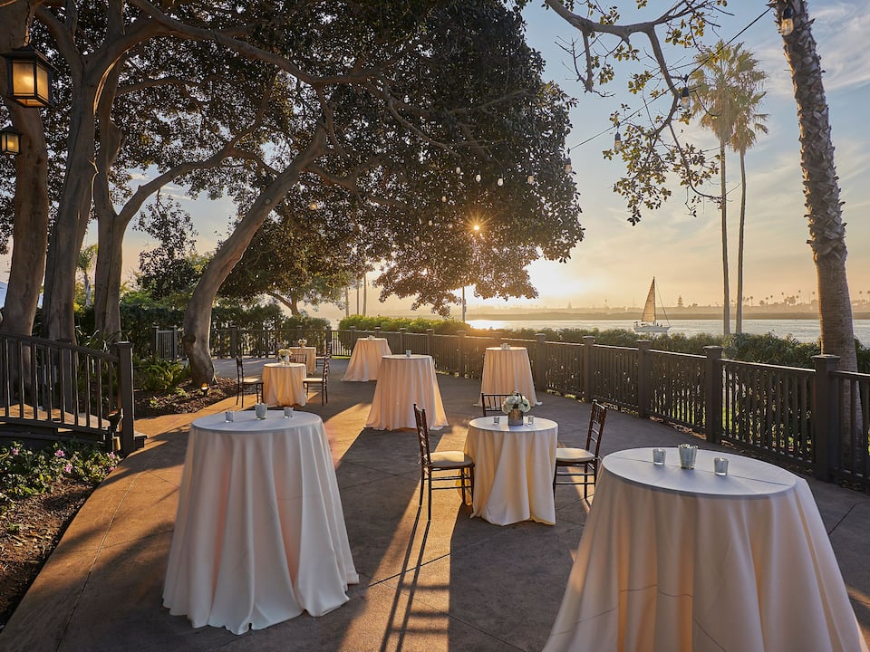 Resort Hotel in Mission Bay San Diego with Water Slides | Hyatt Regency ...