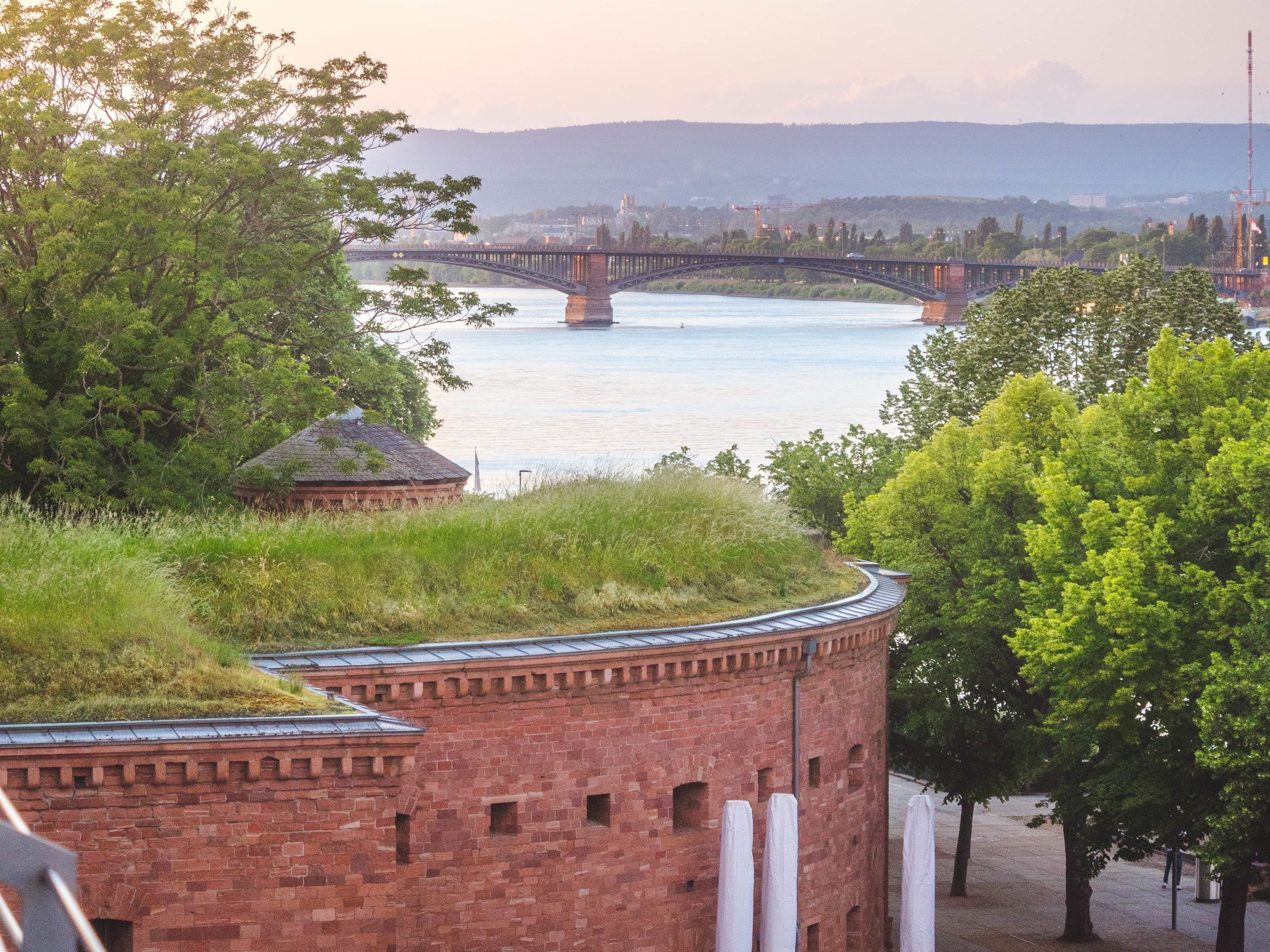 Hotel Rooms in Mainz by the Rhine River | Hyatt Regency Mainz