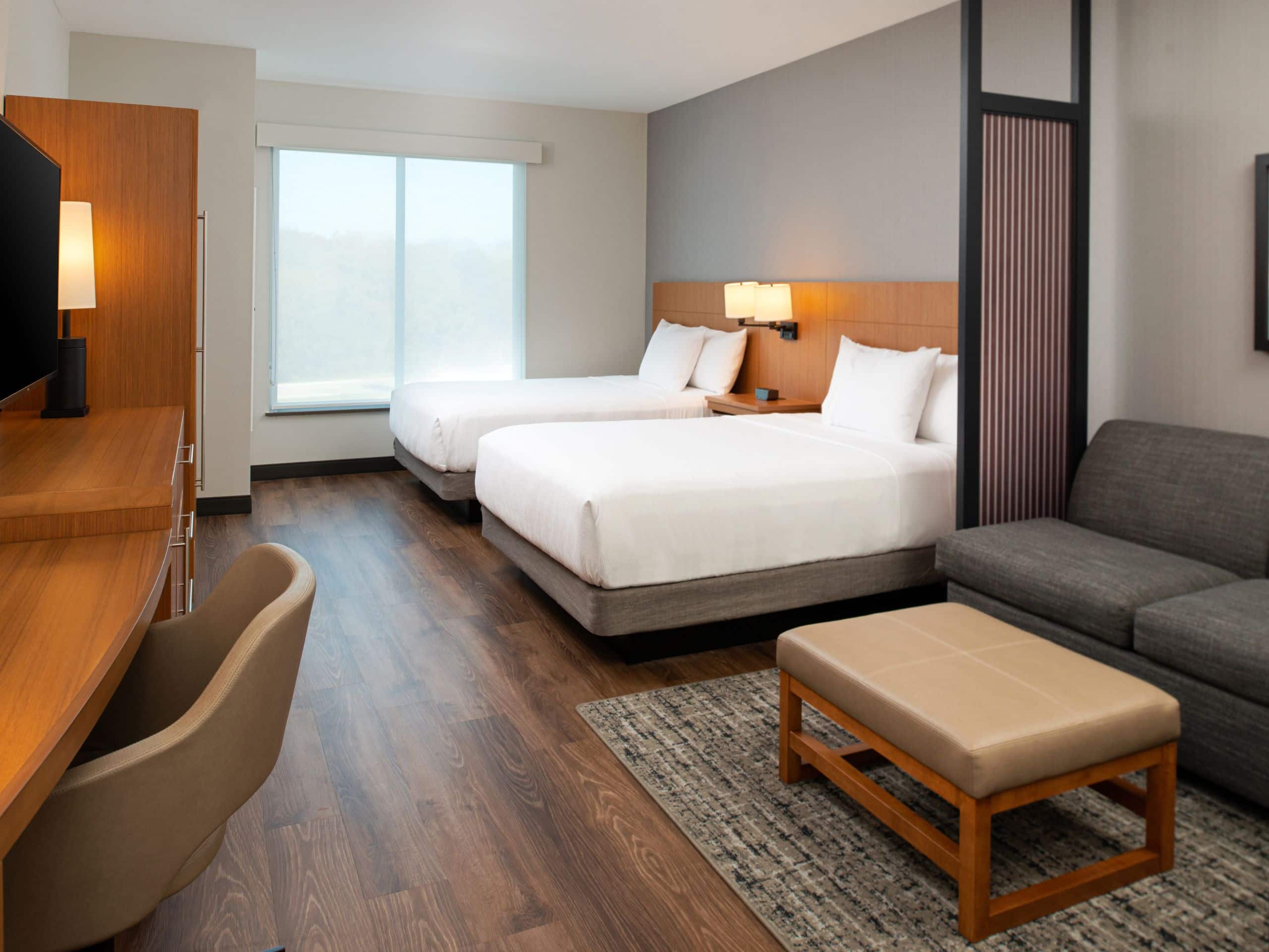 Hotel Rooms near The Harbor Rockwall | Hyatt Place Dallas / Rockwall