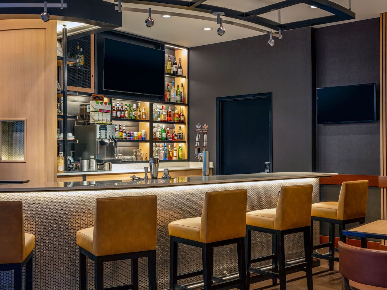 Hotels in Cary, NC Near Raleigh, NC | Hyatt Place Raleigh / Cary