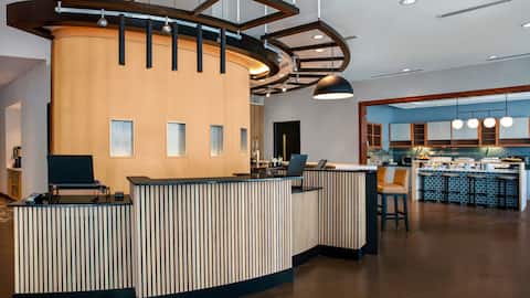 Hotel Photos | Hyatt Place Raleigh / Cary