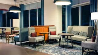 Hotel Photos | Hyatt Place Raleigh / Cary
