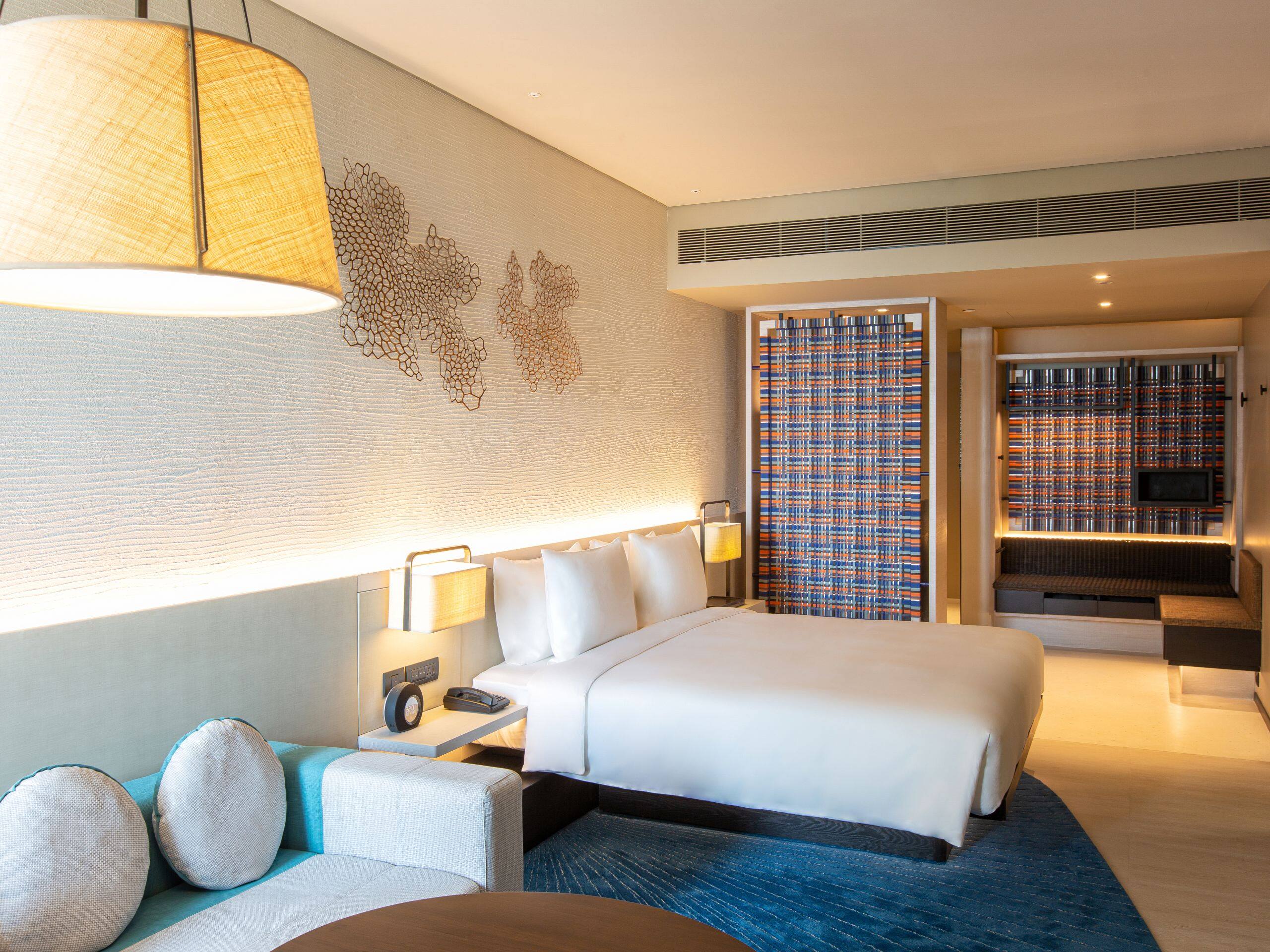 Relax in 5-Star Luxury Resort: Oceanfront Pool Villas, Suites, and ...