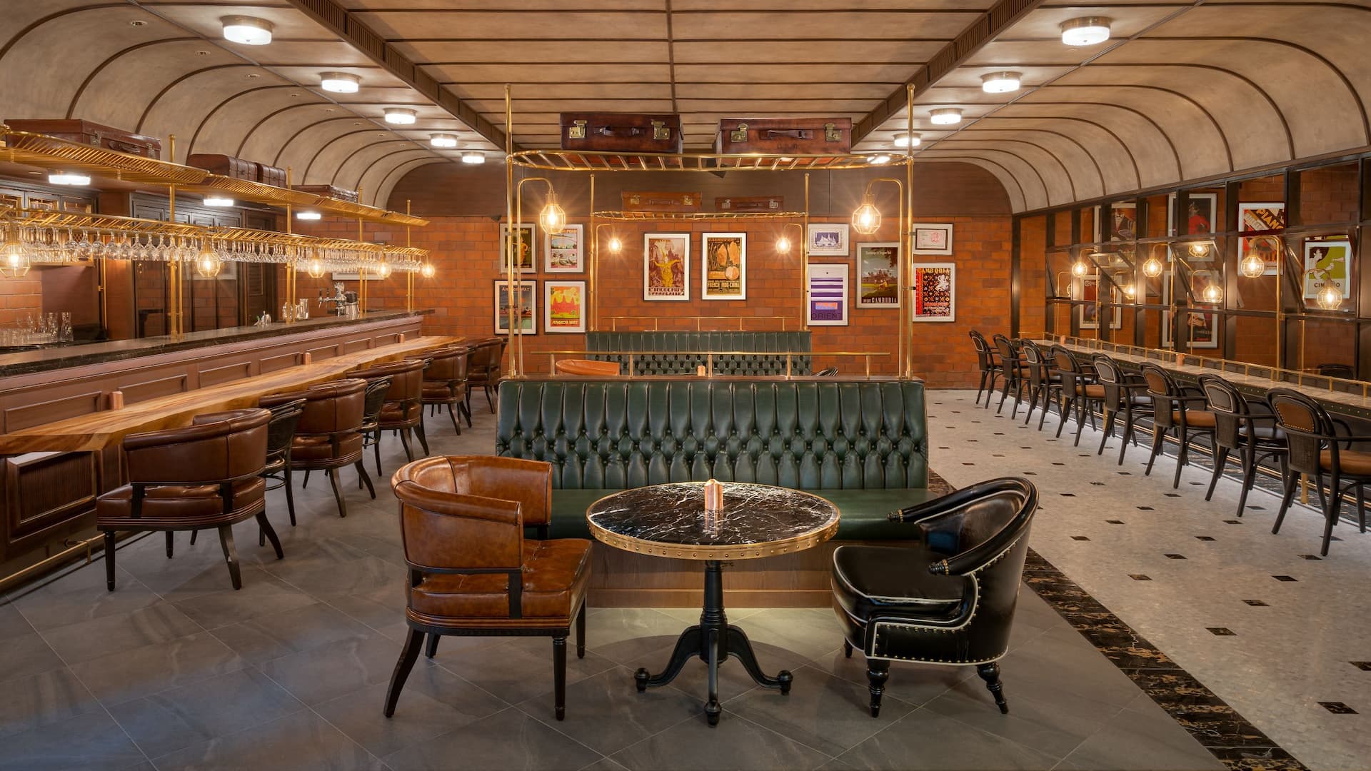 សណ្ឋាគារប្រណិតនៅជិតព្រះបរមរាជវាំង និងសារមន្ទីរជាតិ | ហៃយ៉ាត់ រីជិនស៊ី ...