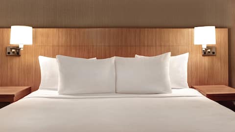 Nice Hotel in Normal near Illinois State University | Hyatt Place ...