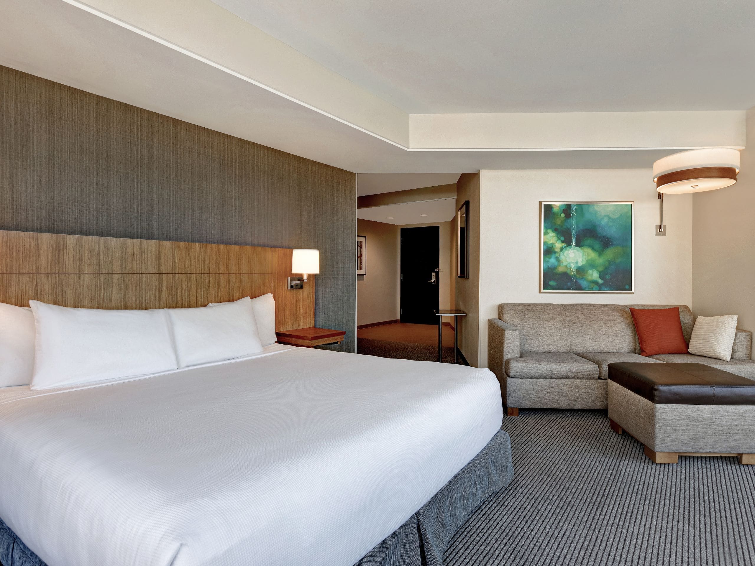 Casual Hotel Rooms near Illinois State University | Hyatt Place ...