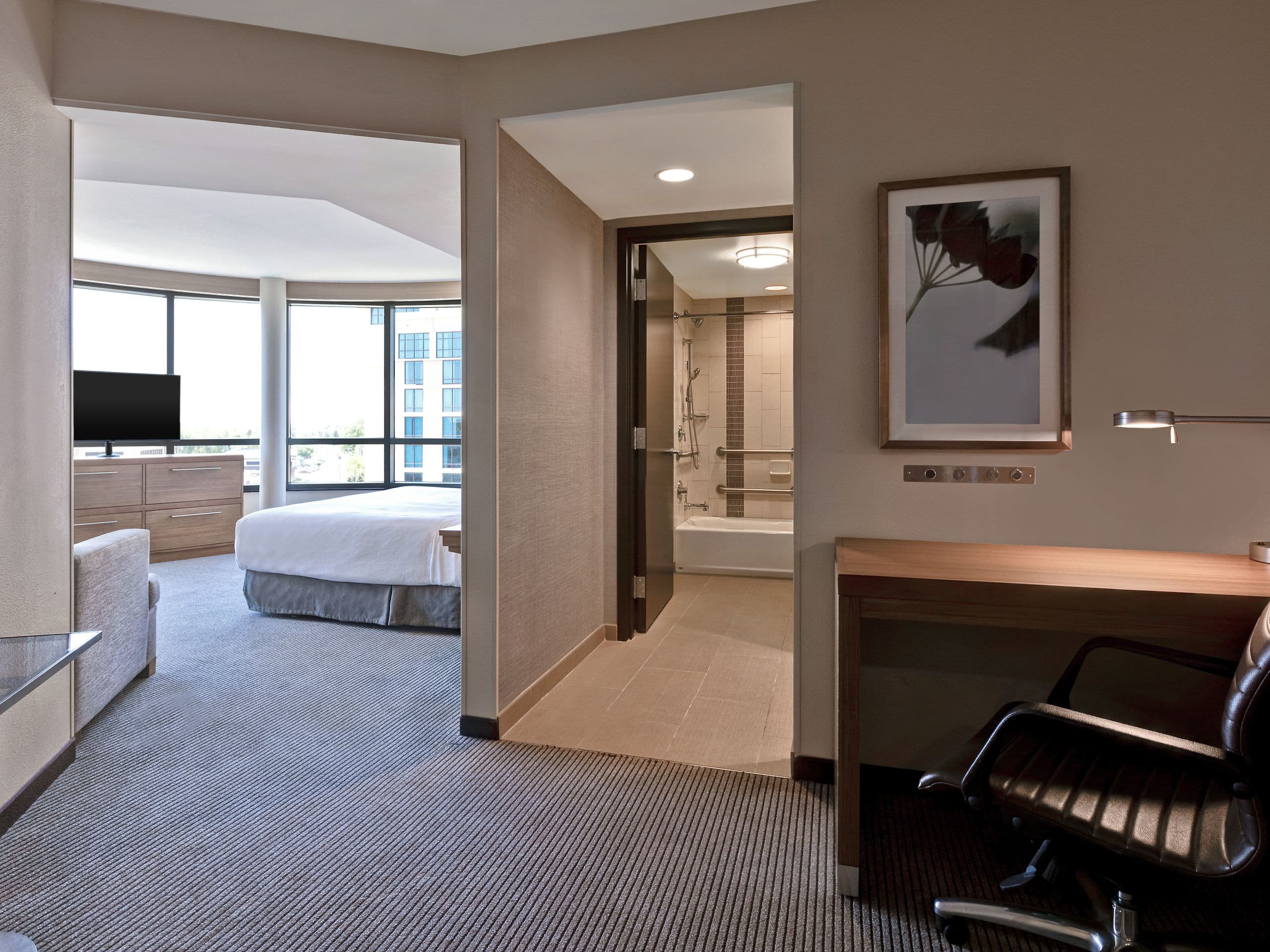 Casual Hotel Rooms near Illinois State University | Hyatt Place ...