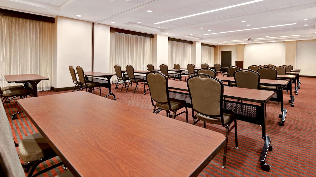 Group Accommodations in Normal, Illinois | Hyatt Place Bloomington/Normal