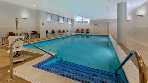 Nice Hotel in Normal near Illinois State University | Hyatt Place ...