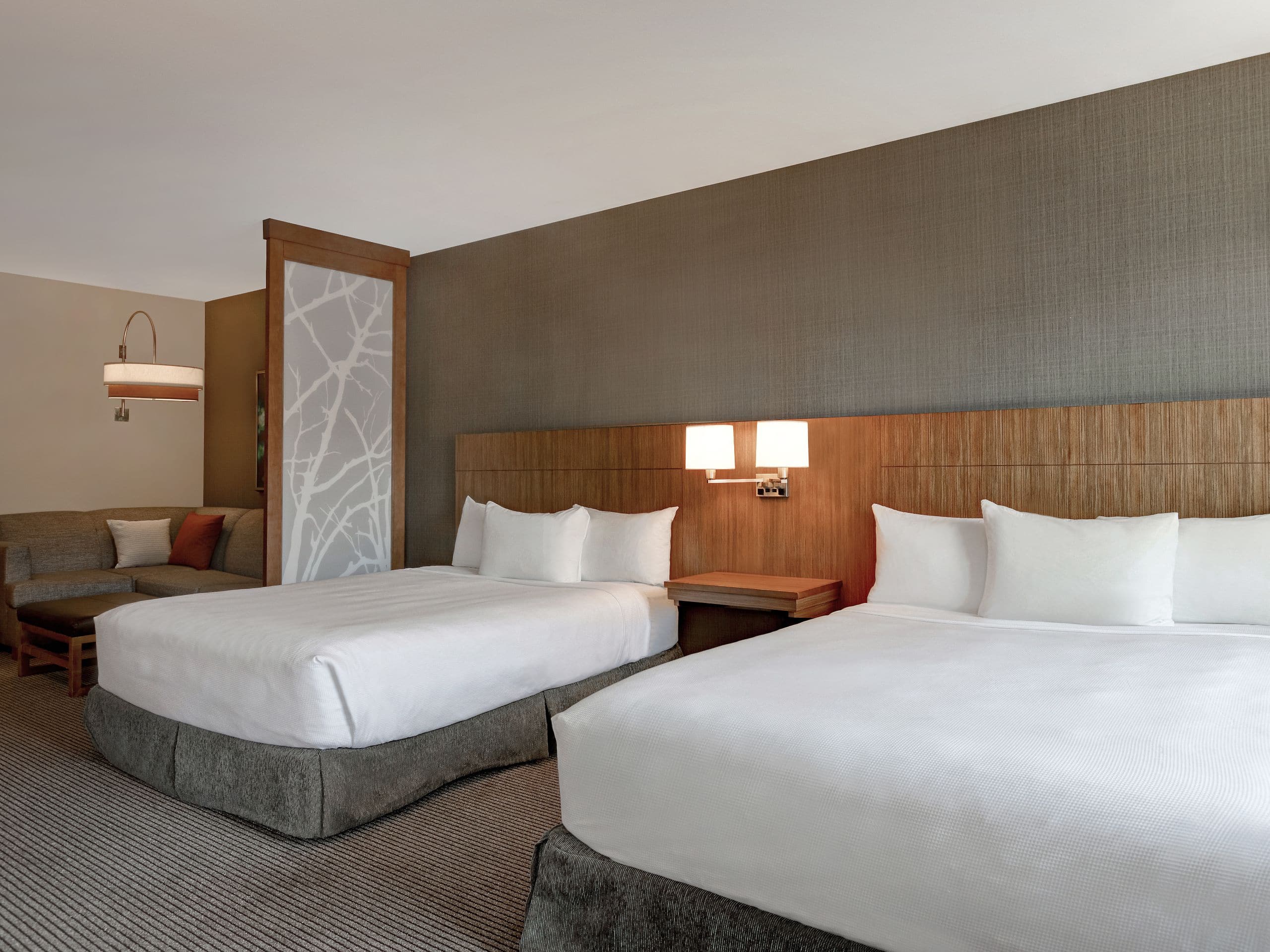 Casual Hotel Rooms near Illinois State University | Hyatt Place ...