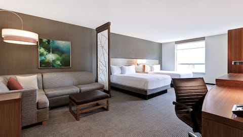 Hotel Photos | Hyatt Place Bloomington/Normal