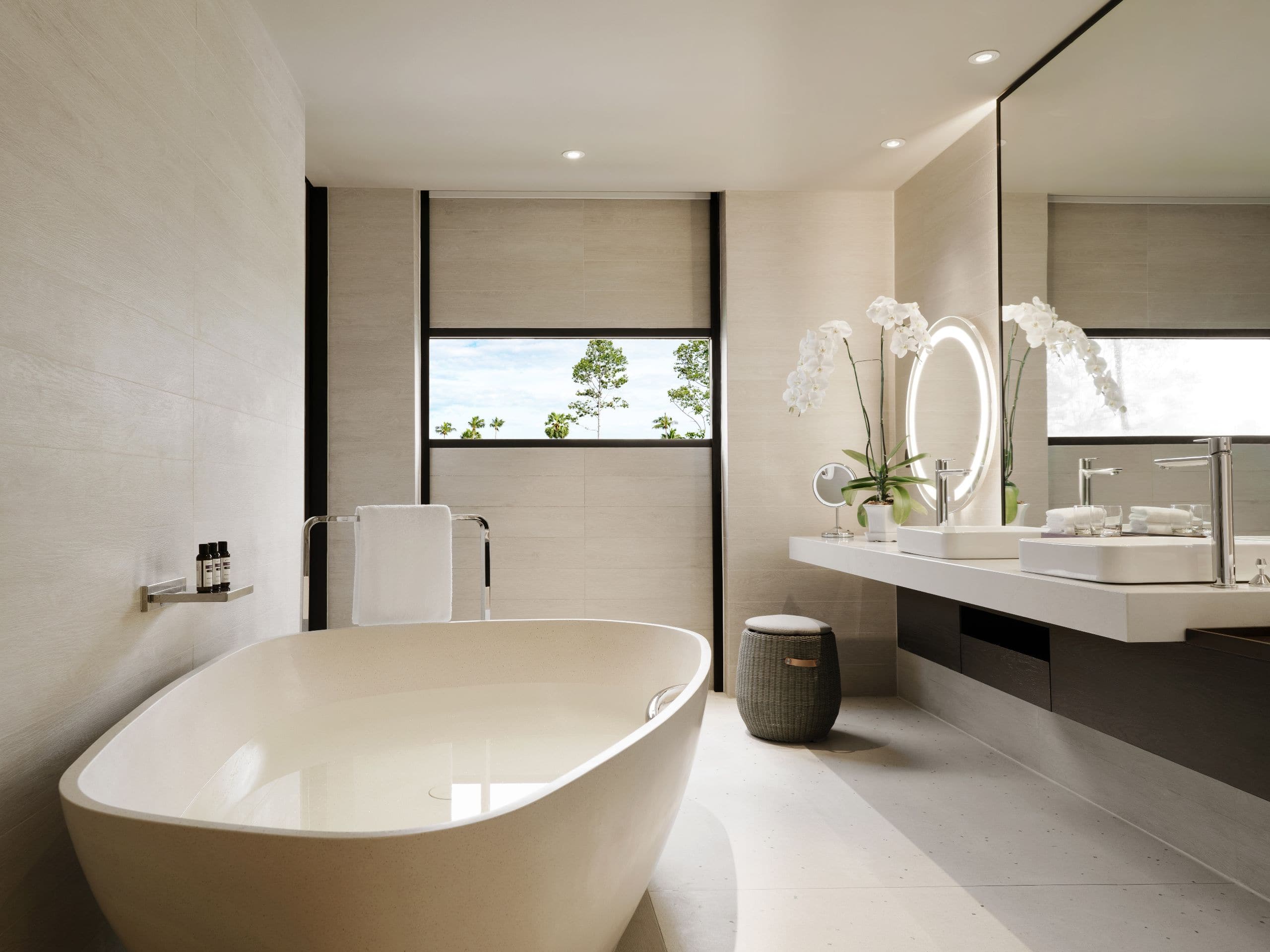 Relax in 5-Star Luxury Resort: Oceanfront Pool Villas, Suites, and ...