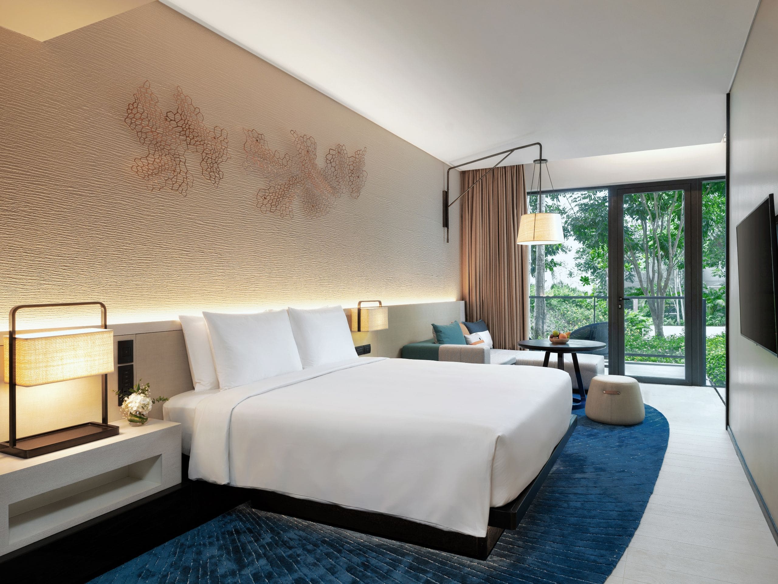 Relax in 5-Star Luxury Resort: Oceanfront Pool Villas, Suites, and ...