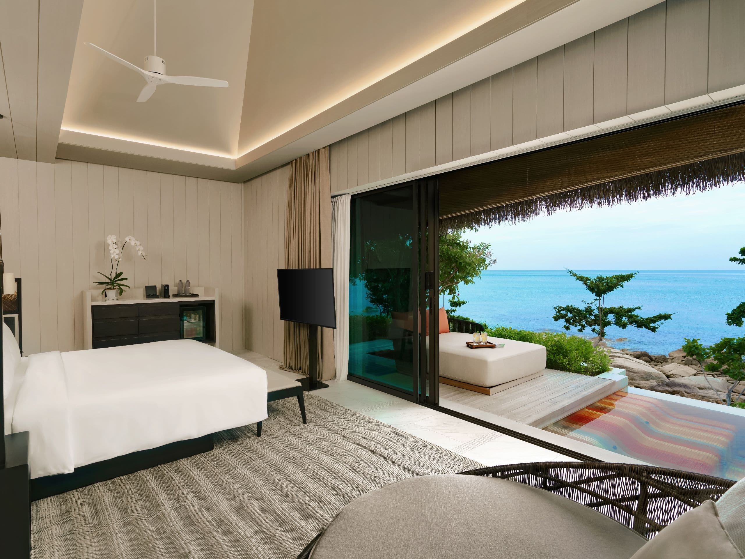 Relax in 5-Star Luxury Resort: Oceanfront Pool Villas, Suites, and ...