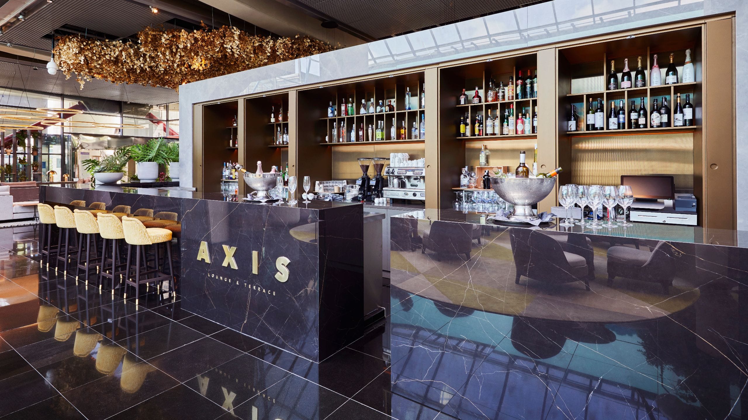 Restaurants & Bars near Barcelona City Center / Hyatt Regency Barcelona ...