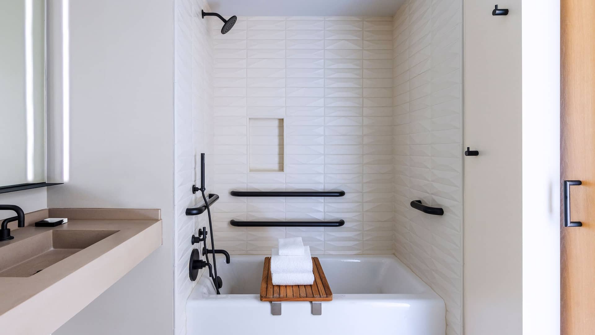 LA Hotel Rooms & Suites with Balconies in Culver City | The Shay, part ...