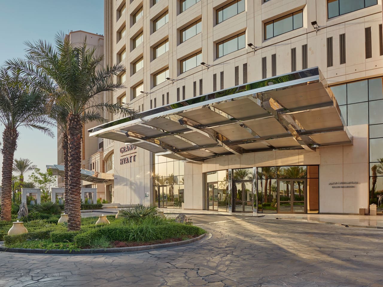 Hotel Buyout & Full Rental in Al Khobar | Grand Hyatt Al Khobar