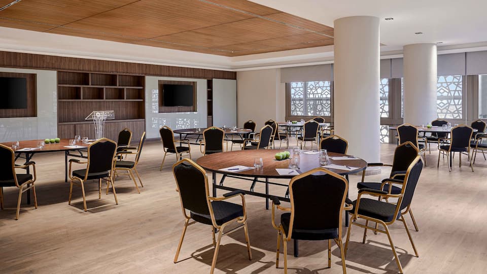 Cairo Event Venues With Pyramids of Giza Views | Hyatt Regency Cairo West