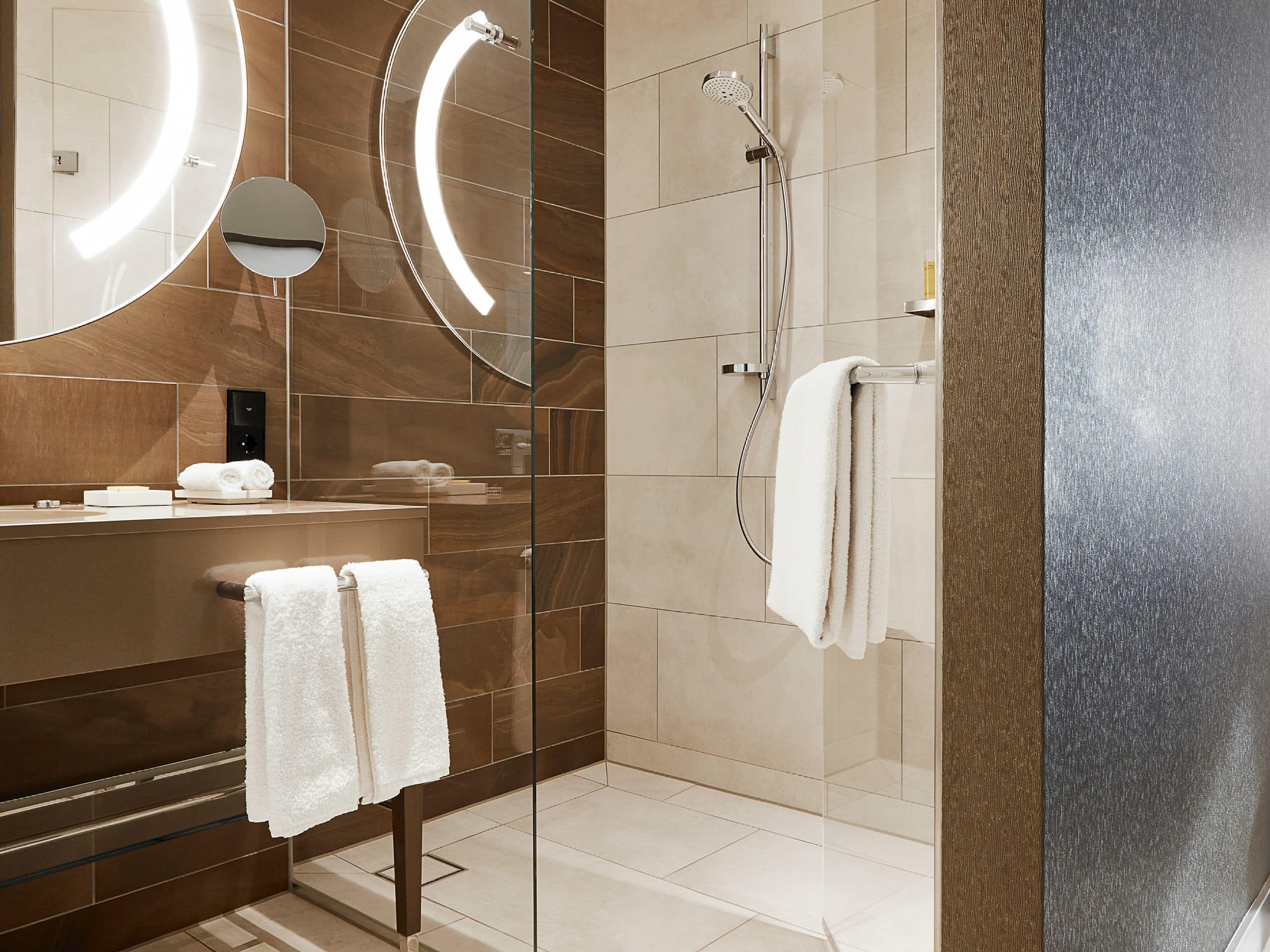 Amsterdam Luxury Hotel Rooms & Suites | Hyatt Regency Amsterdam