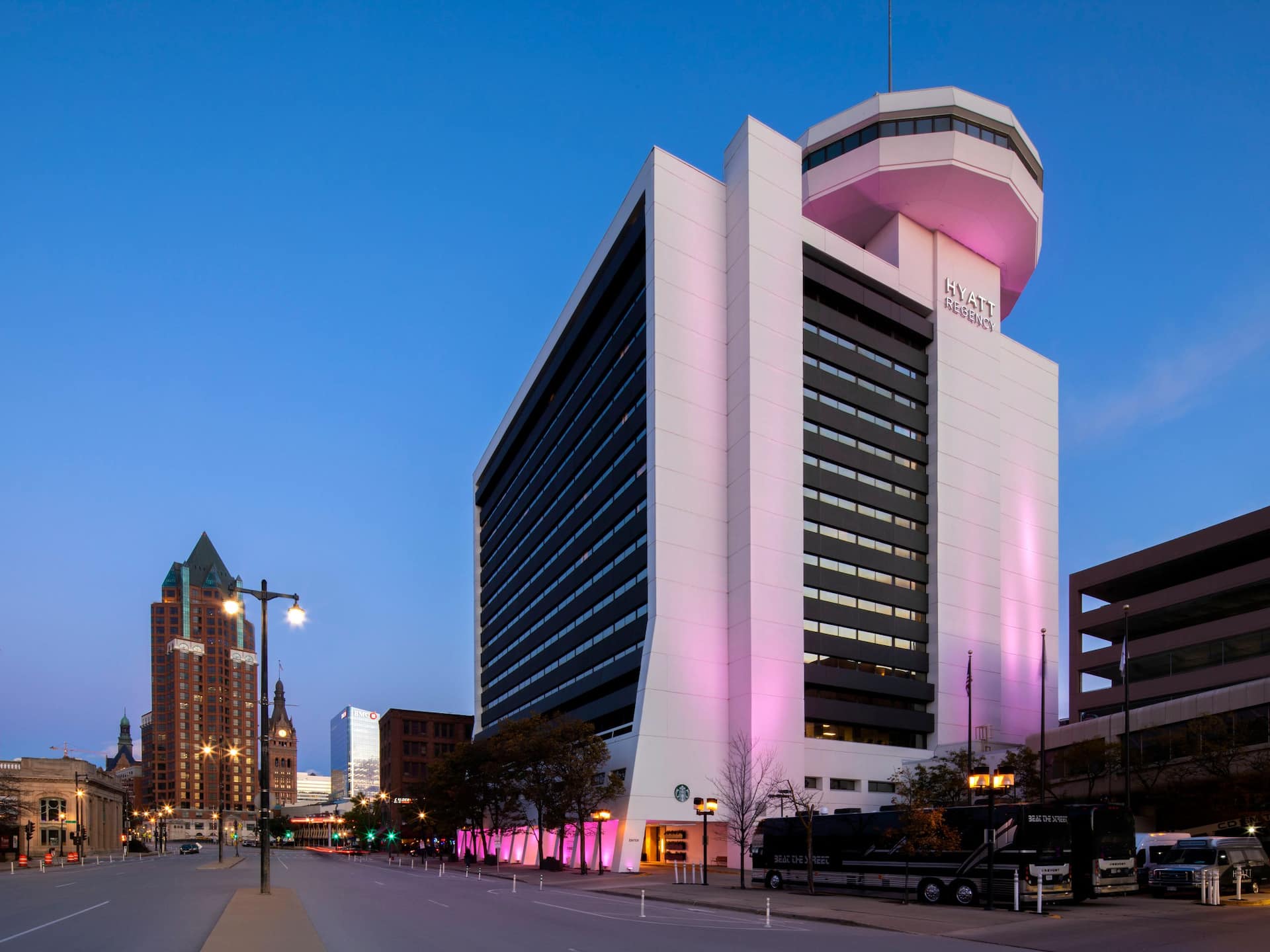 Downtown Milwaukee Hotels | Hyatt Regency Milwaukee