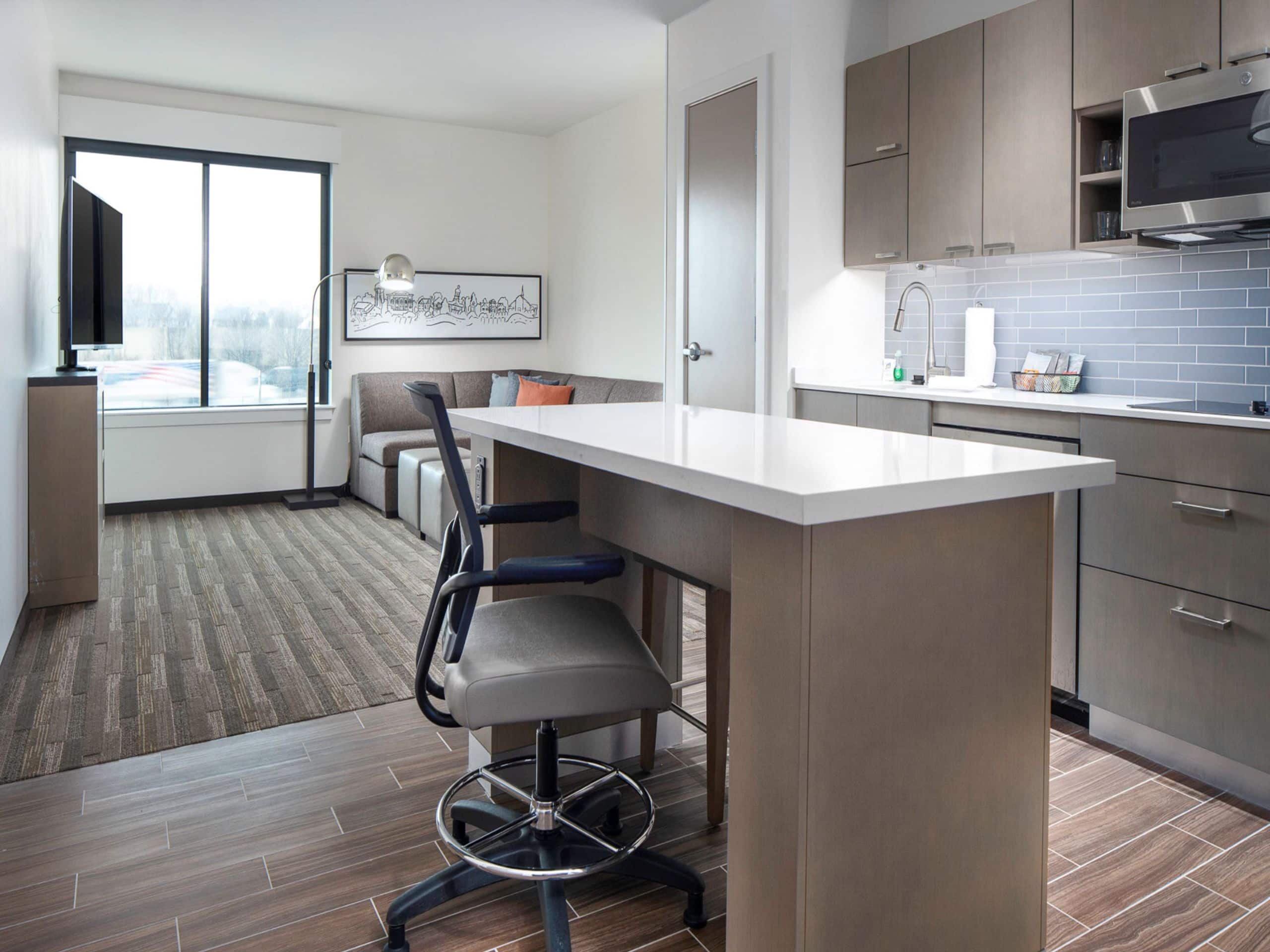 Lehigh Valley Hotel Rooms & Suites | Hyatt House Lehigh Valley / Allentown