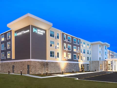 New Hotel in Lewes, DE | Hyatt House Lewes / Rehoboth Beach