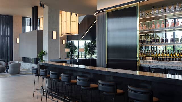 Restaurants & Dining Melbourne | Hyatt Place Caribbean Park